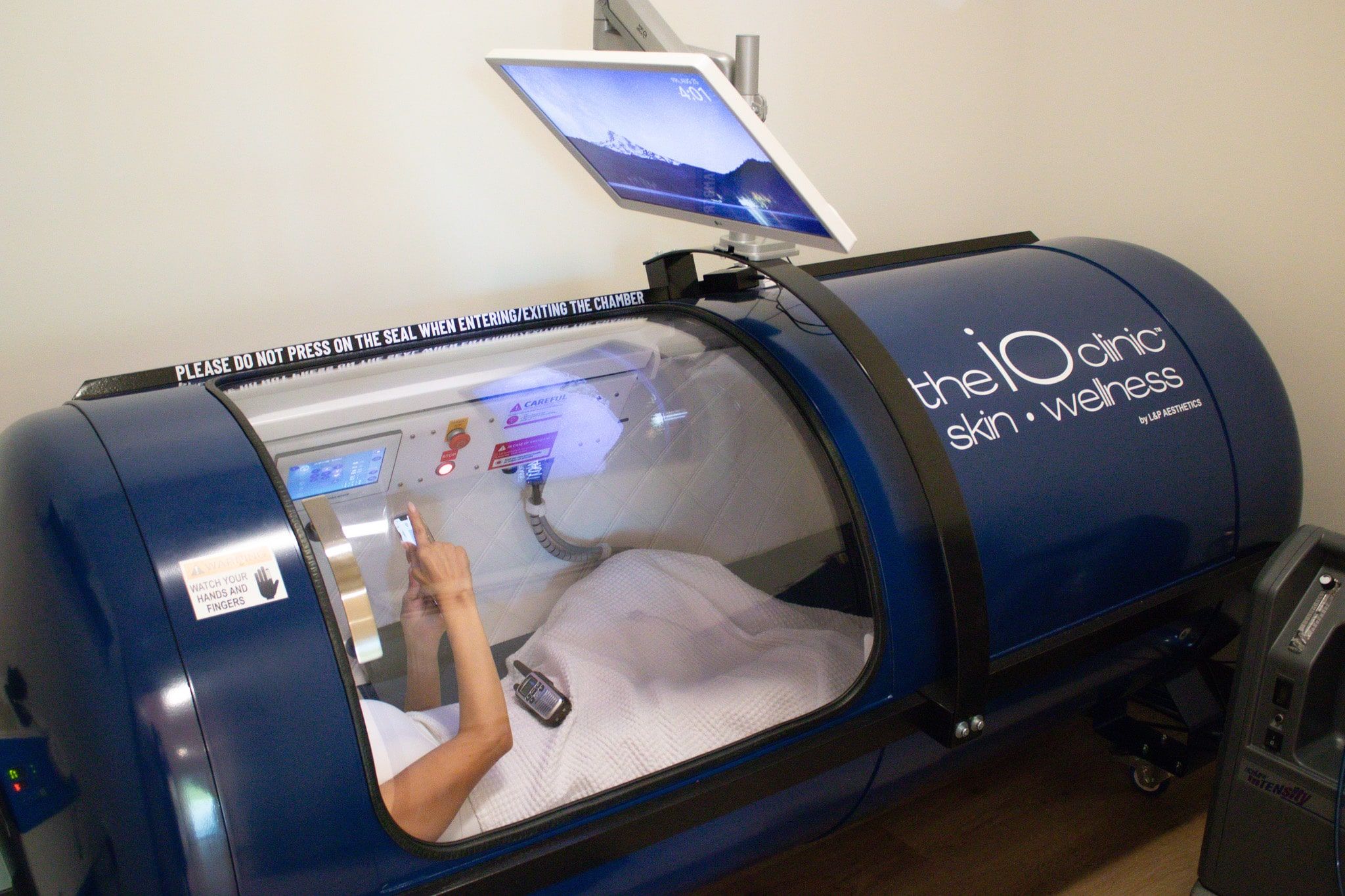 Hyperbaric Oxygen Therapy | The iO Clinic by L&P Aesthetics