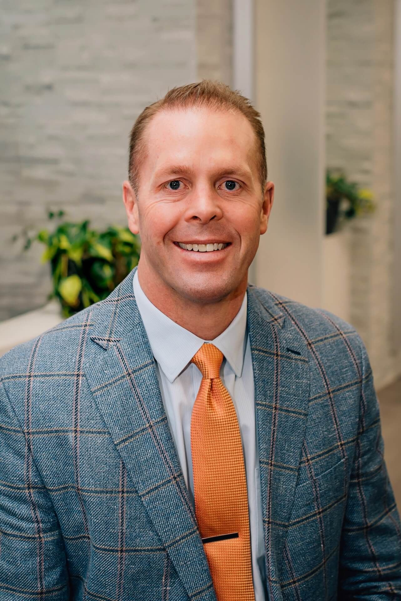 TRAVIS M. HENDRY, M.D. - Mountain Orthopaedics - Bountiful, UT & Layton, UT